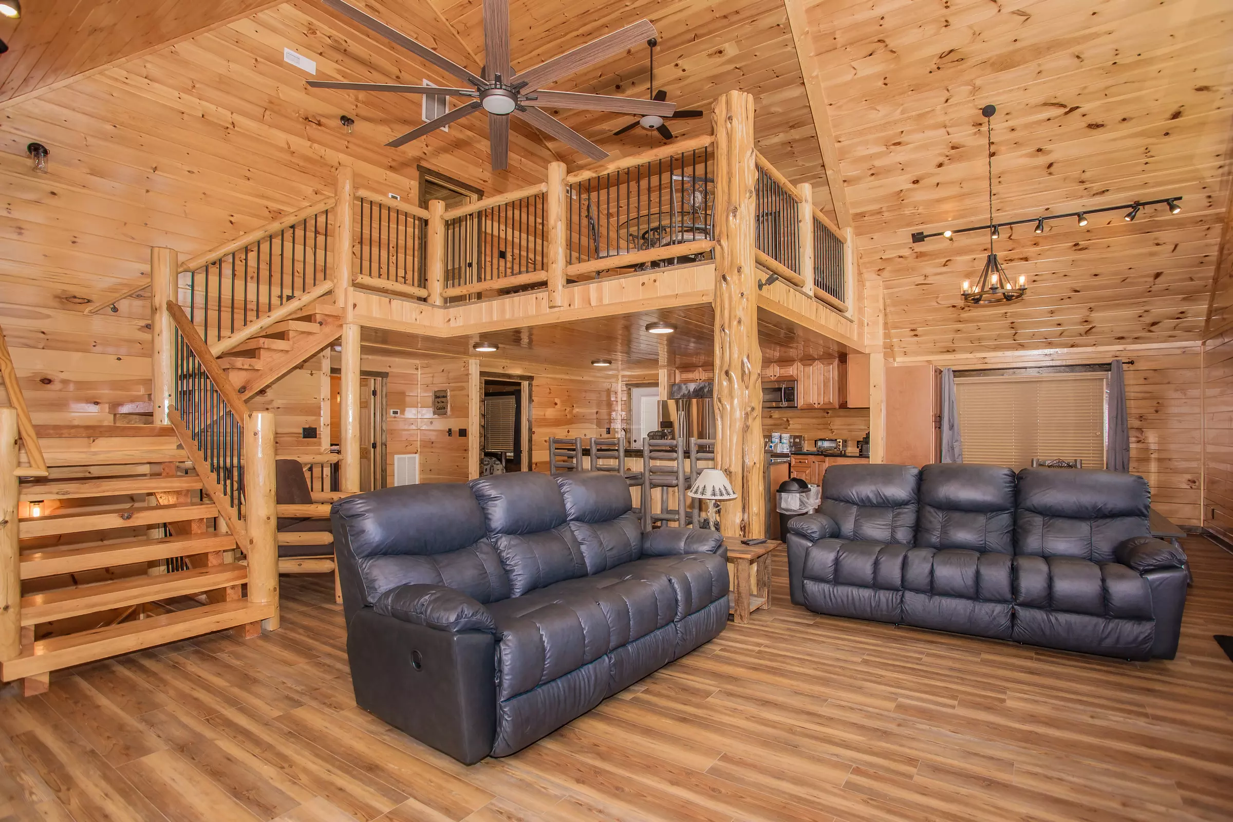 Glorious Views - 4 Bedroom Sevierville Cabin Rental